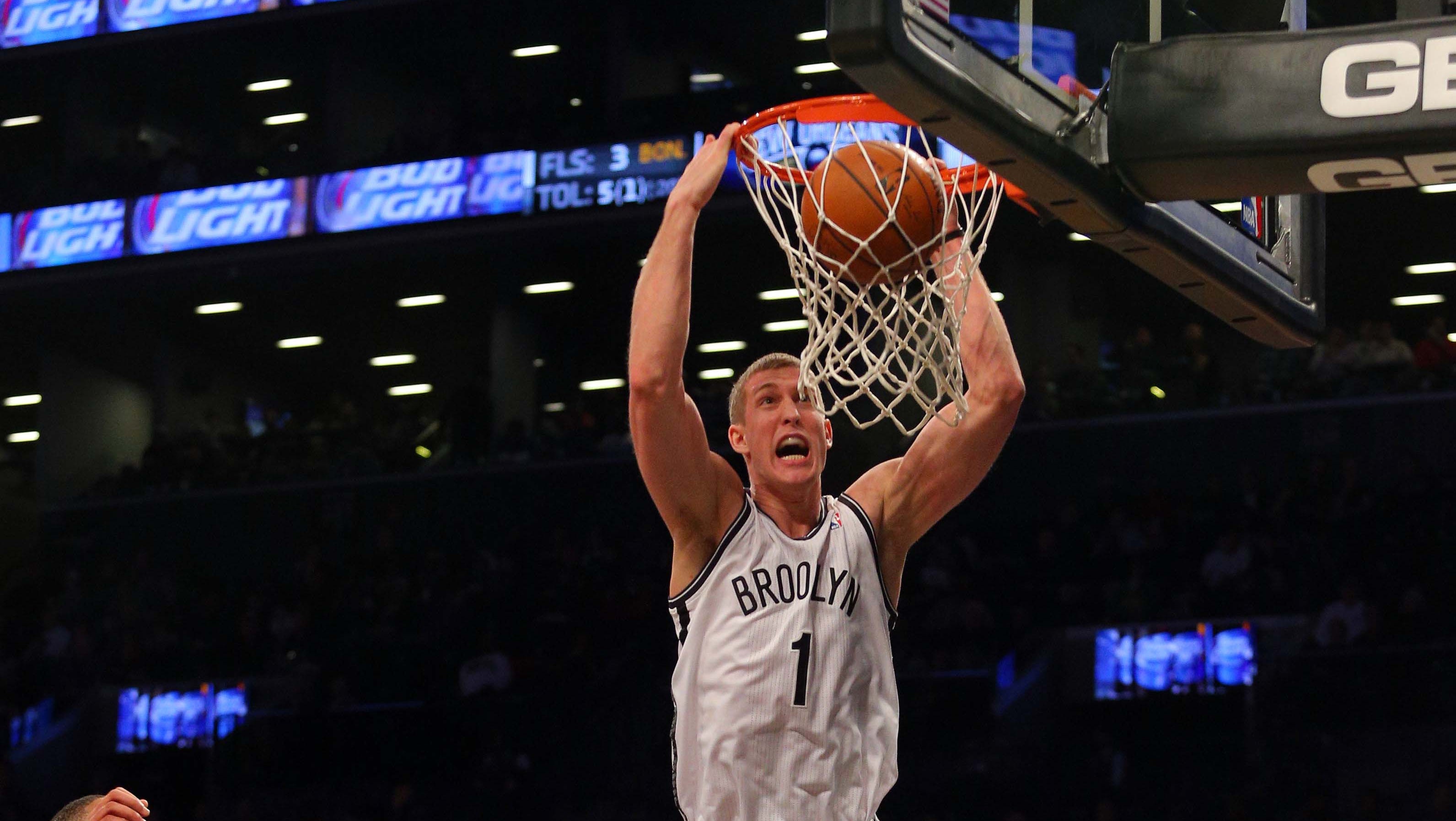 Mason Plumlee, Nets stifle Pelicans in win