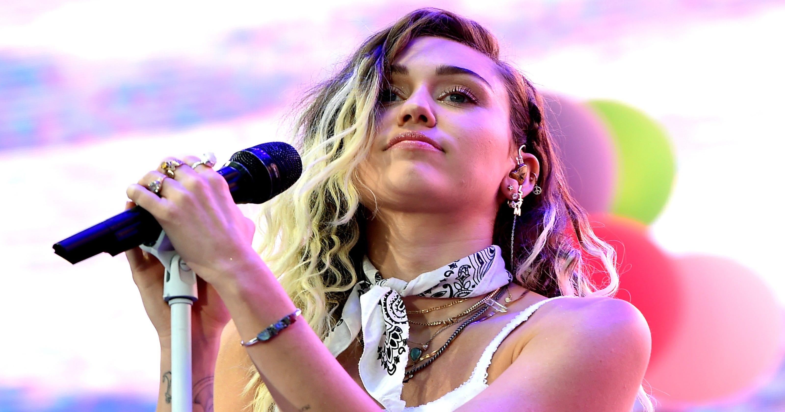 Review: Miley Cyrus’ 'Younger Now' is a sanitized country-pop fantasy
