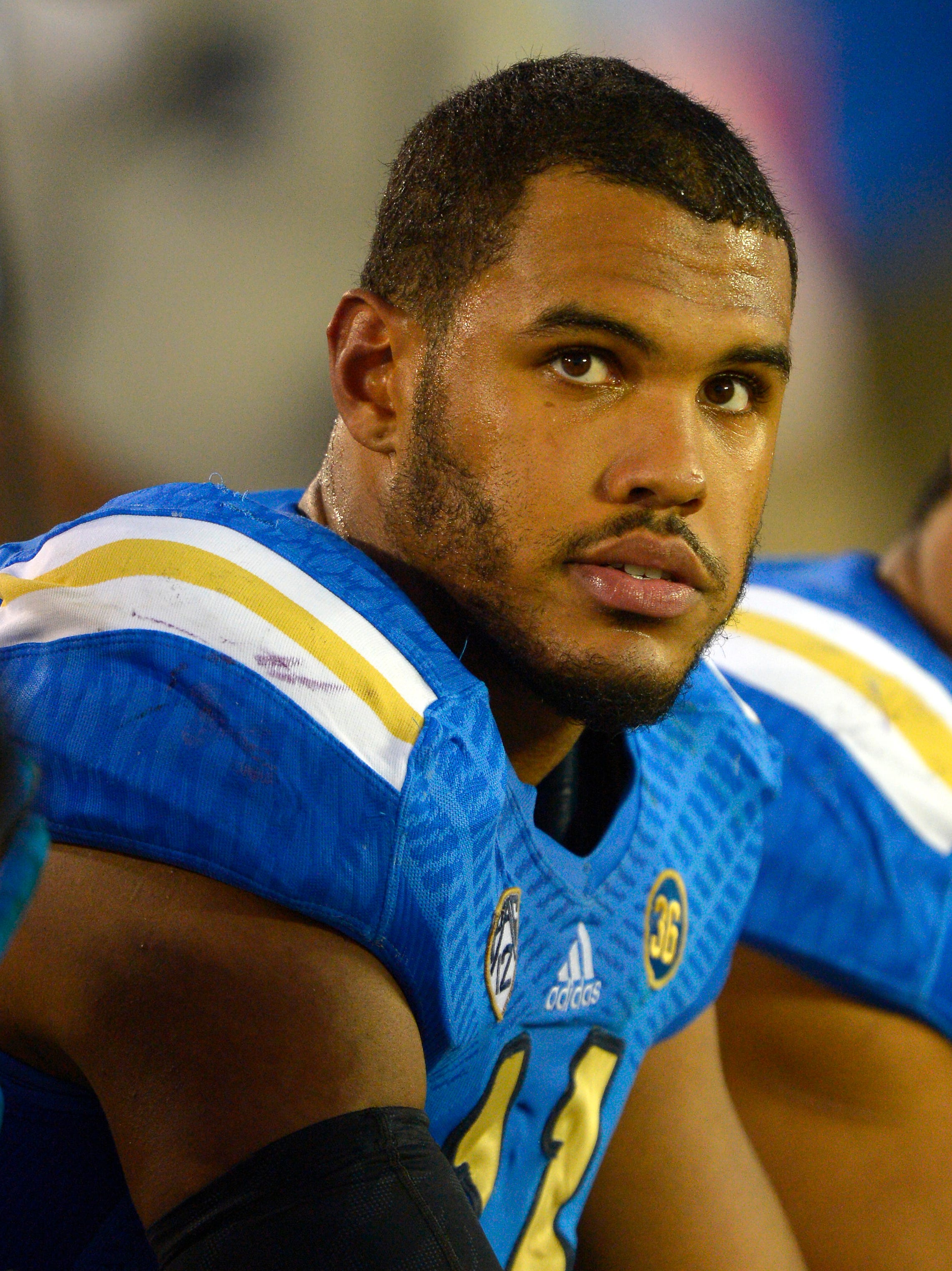 Family, football drive UCLA linebacker Anthony Barr