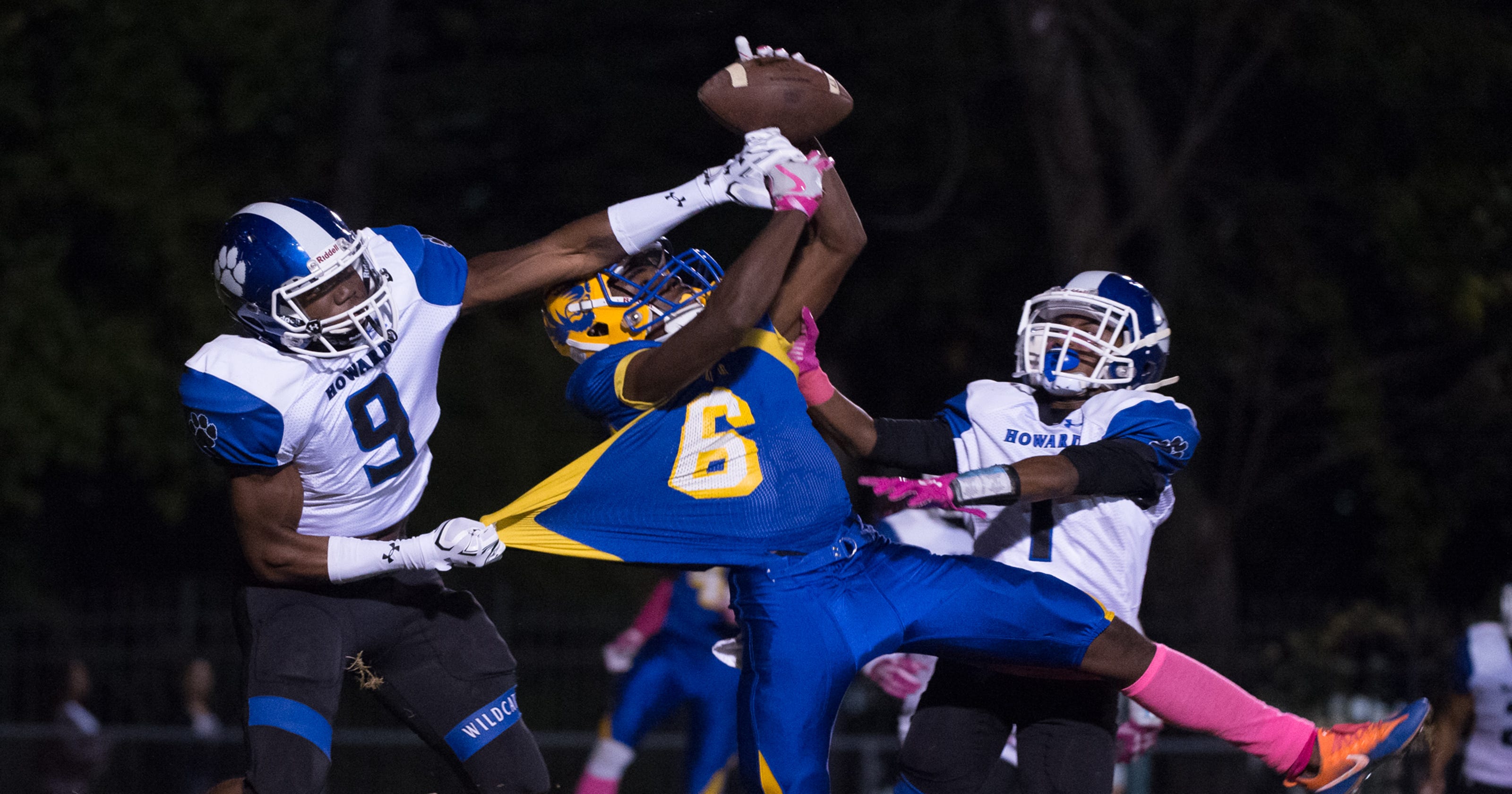 Howard High School trio sees college football offers rolling in