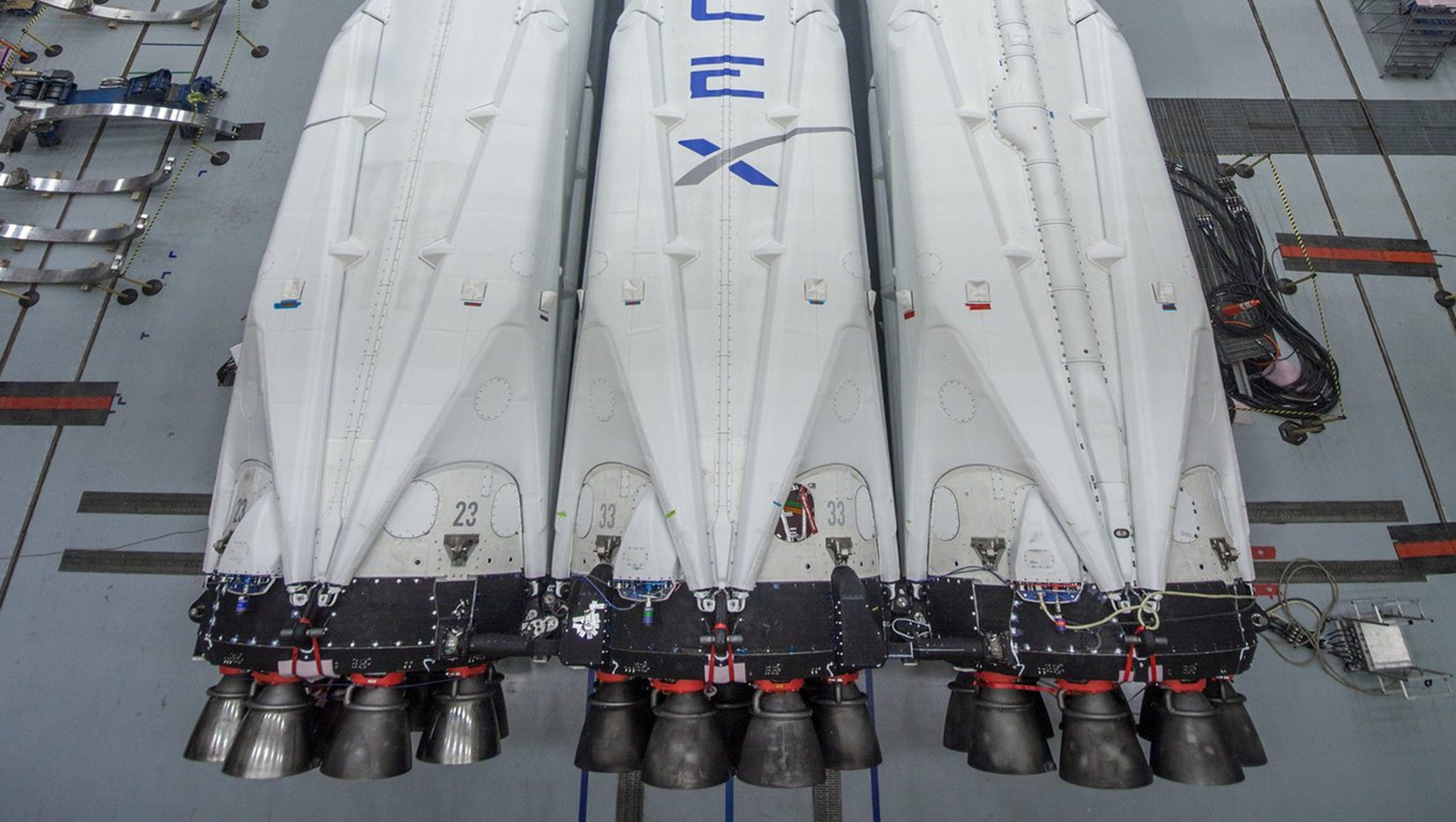 Musk plans to drive a Tesla to Mars (with some rocket help)