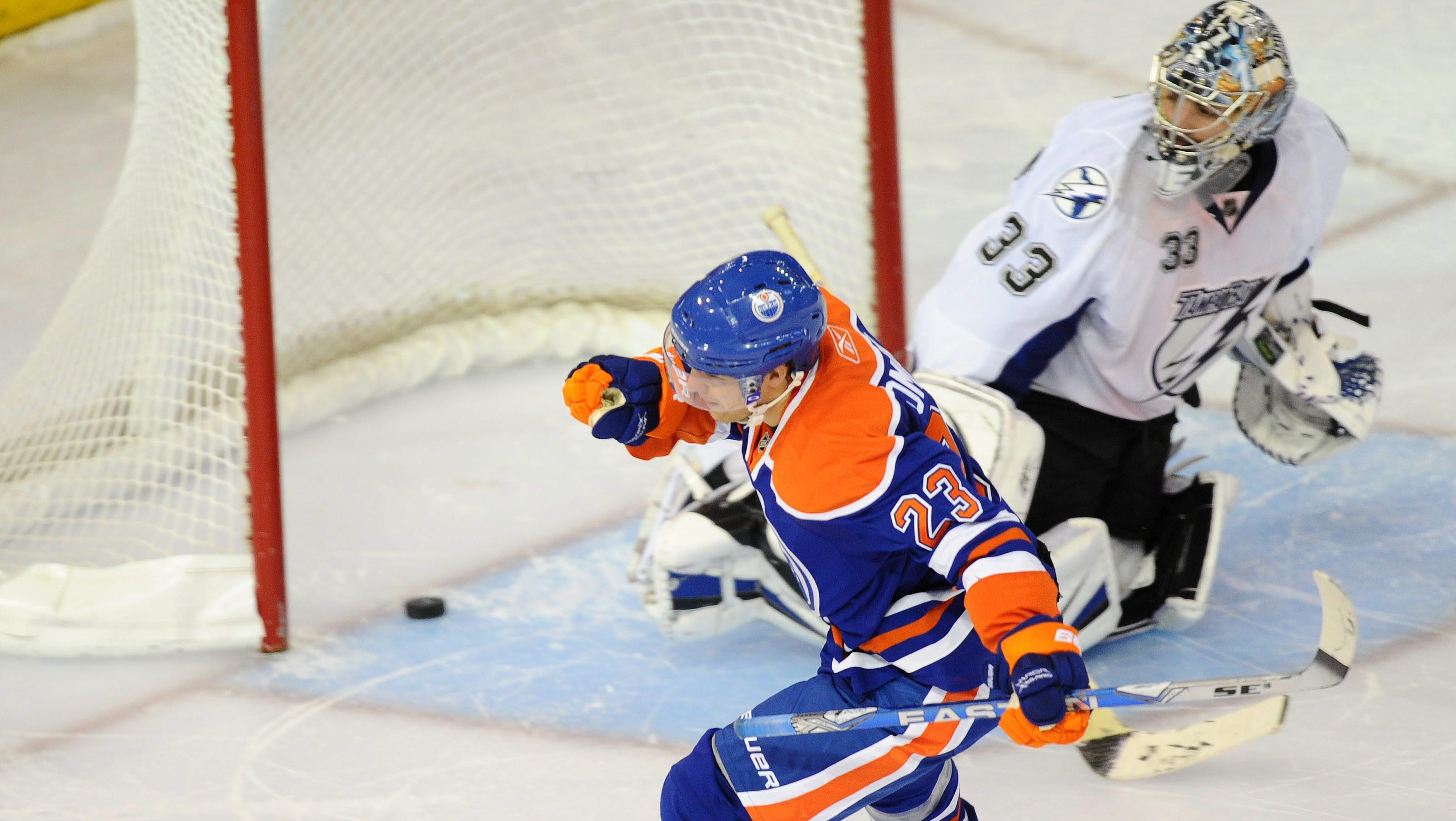 Sabres acquire Linus Omark from Oilers