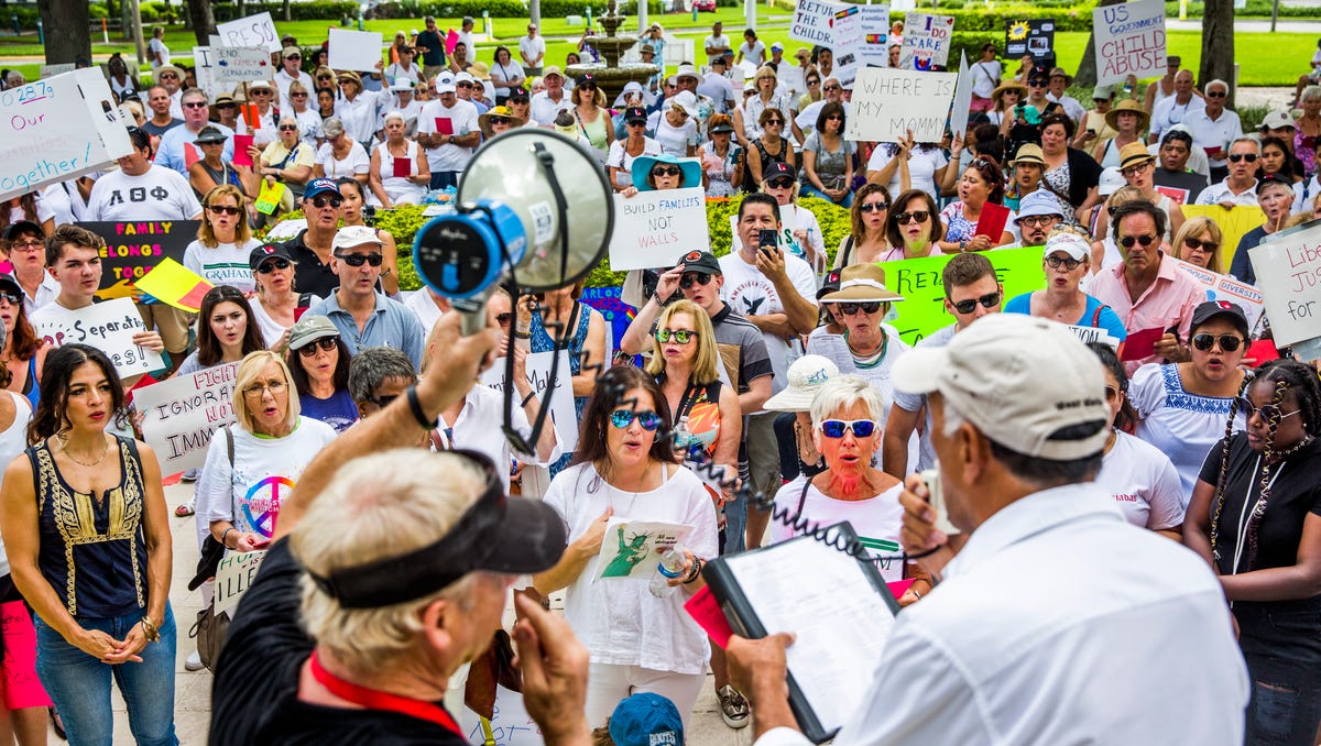 Photos: Naples protest against immigration policies