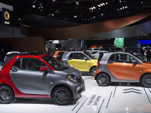Mercedes to stop selling gas-powered Smart car in U.S.