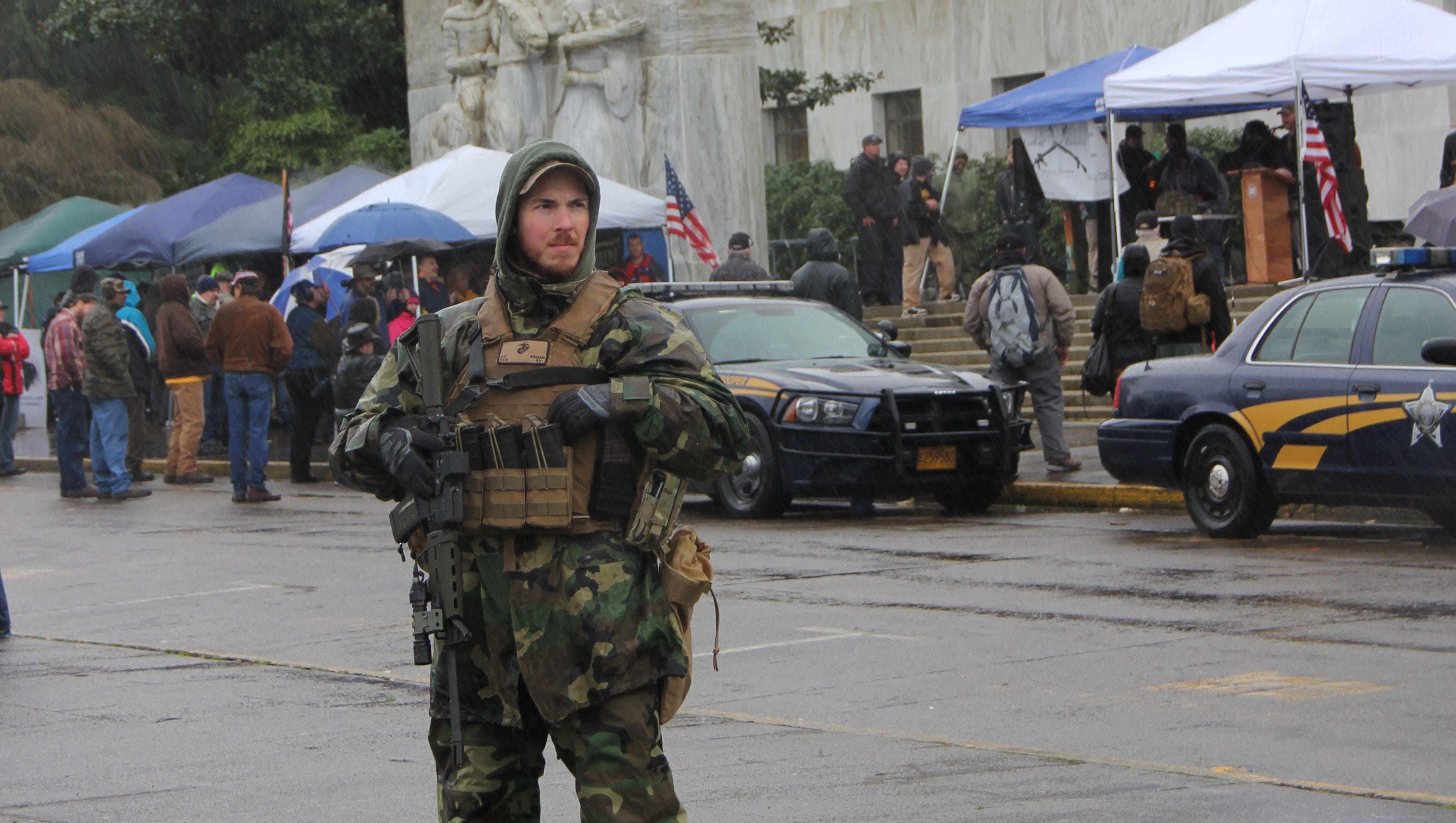 Hundreds gather outside Capitol for gun rally