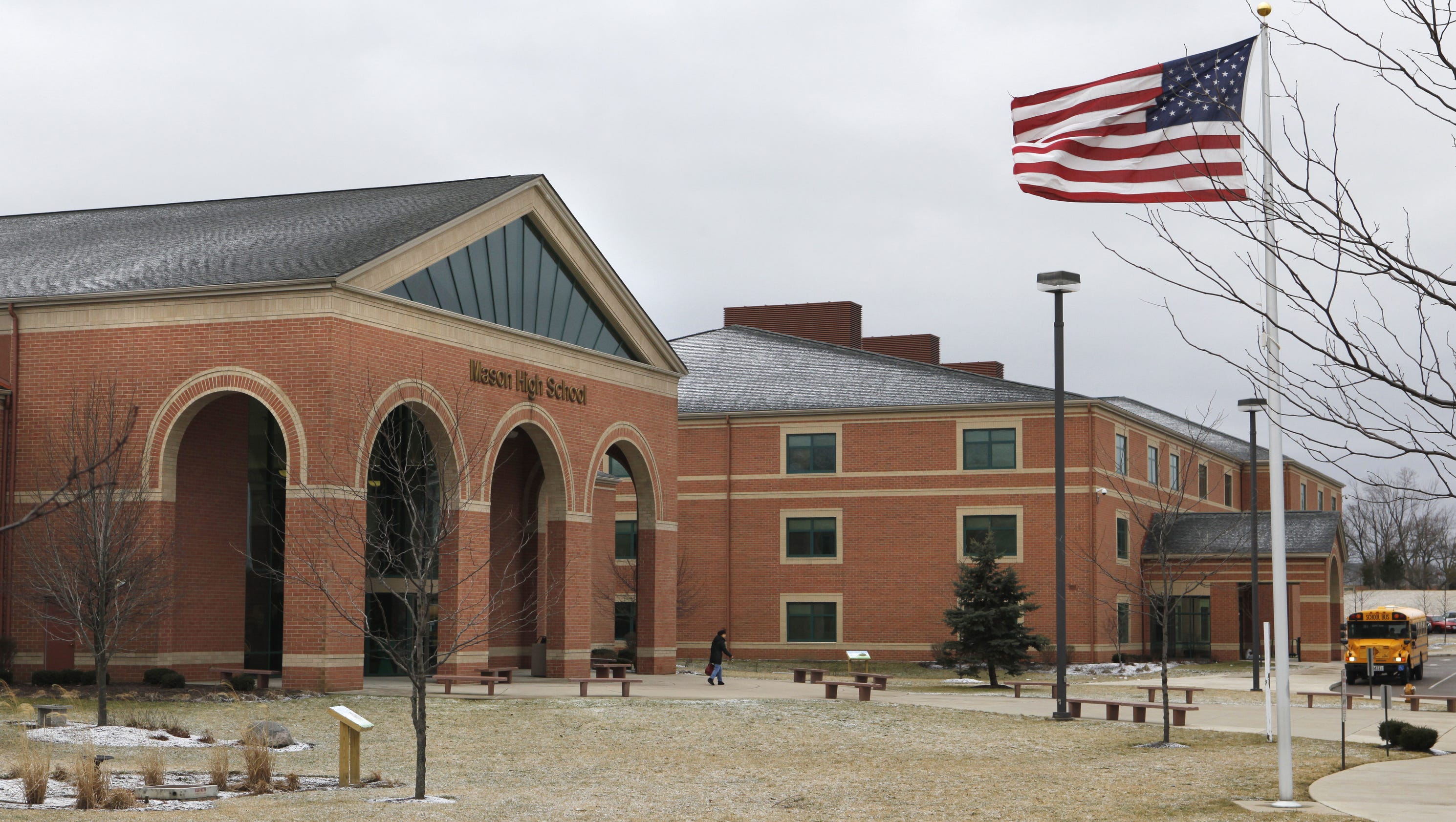 Mason Middle School: Teacher will get counseling for "lynching" remark