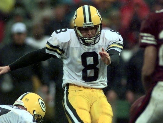 Veteran kicker Ryan Longwell retires