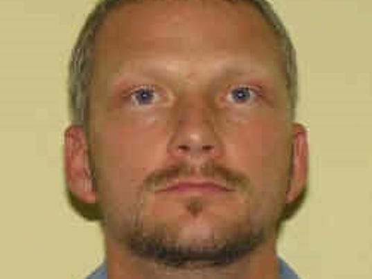 Dog bites off nose of murderer Vince Doan