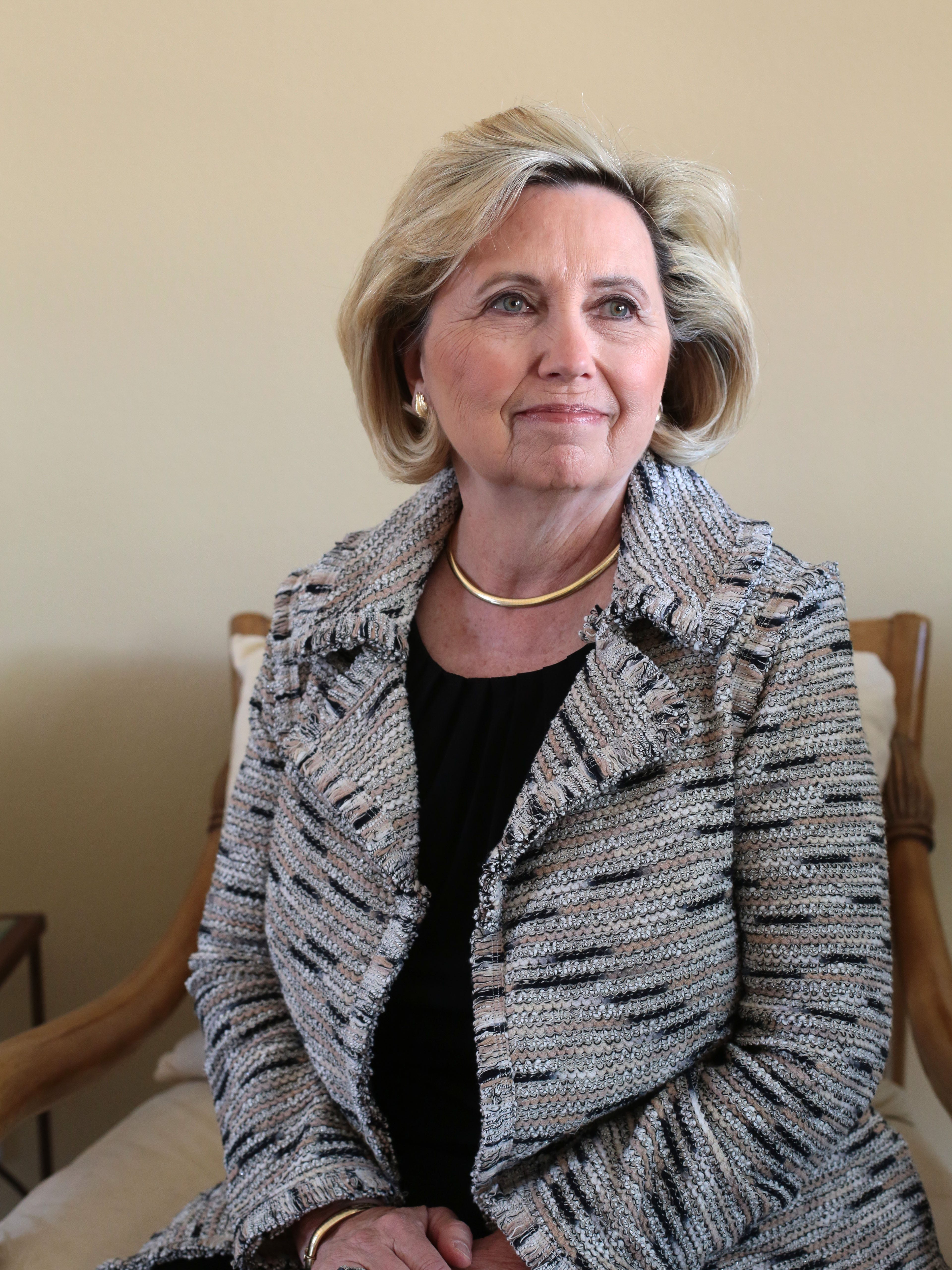 Hillary Clinton 'body double' explains what happened