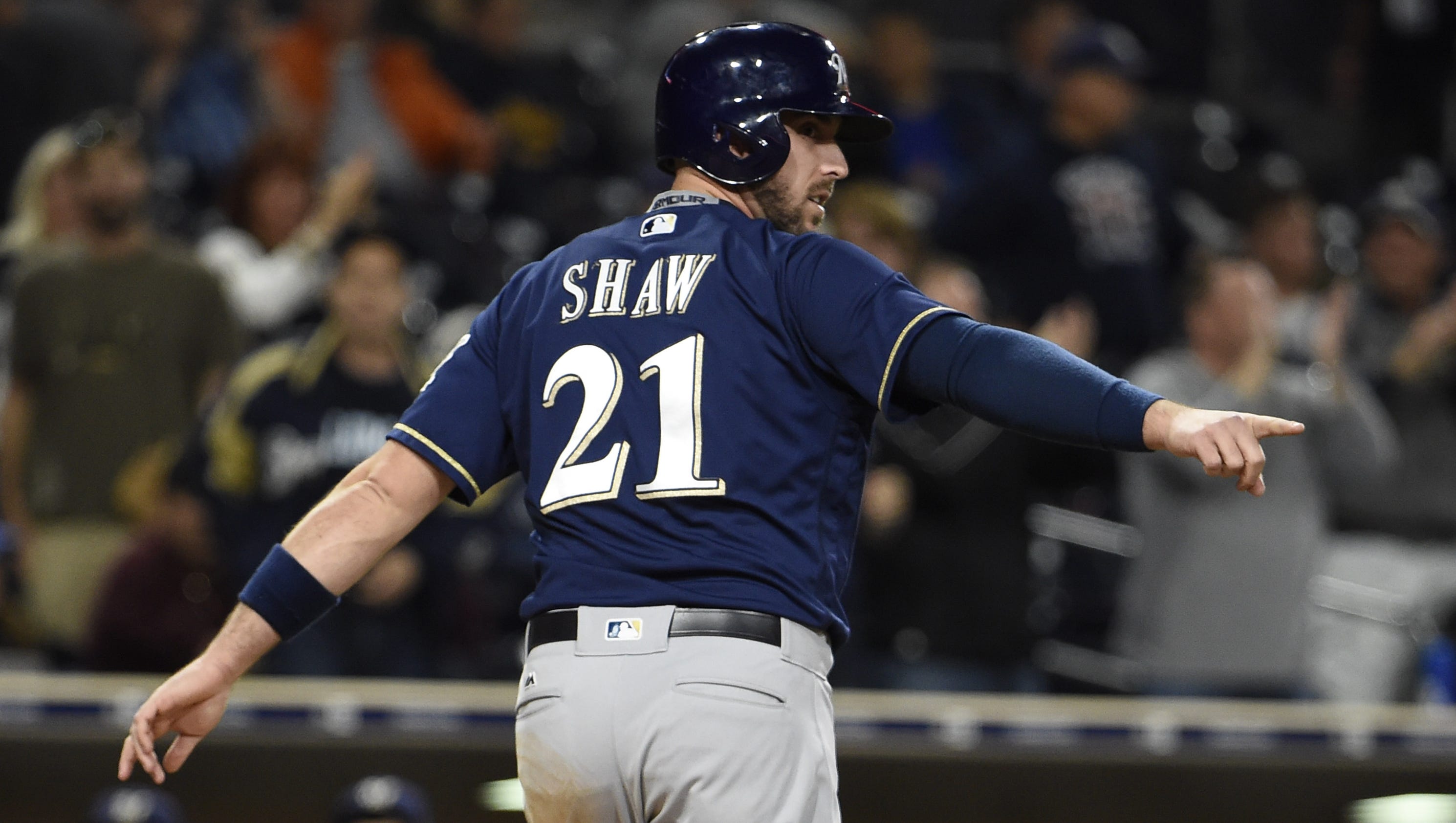 Travis Shaw returns to Brewers after daughter's open-heart surgery