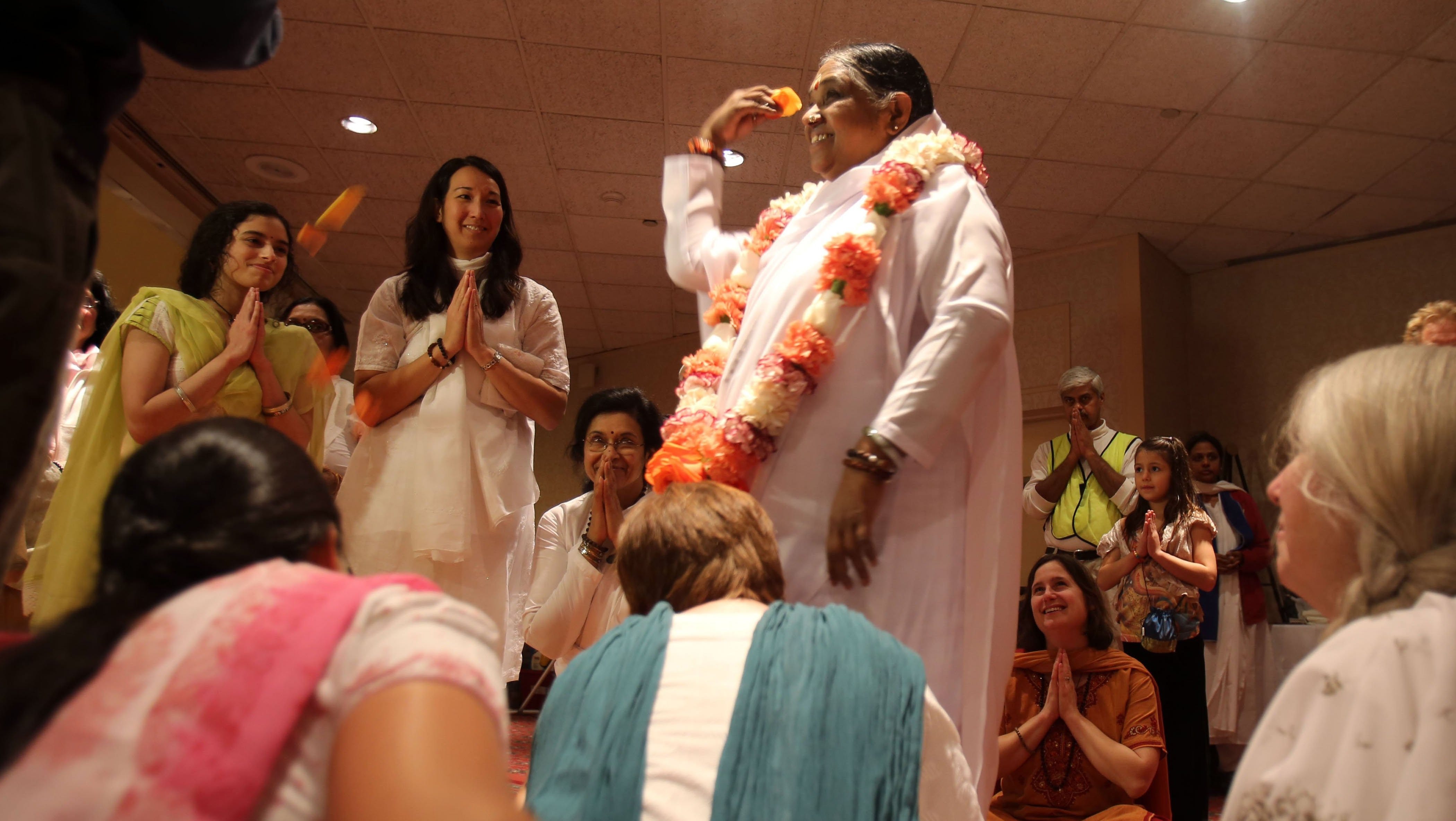 India's 'hugging saint' spreads message of love