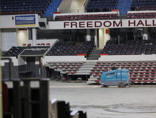 As Kentucky Exposition Center crumbles, trade shows leave