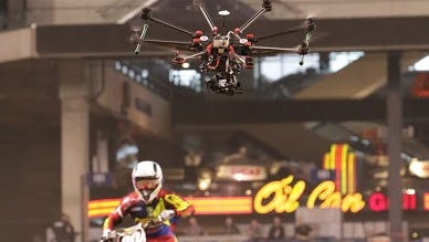 635618643681591675-FOX-Sports-Drone-2.jpg?width=388&height=219&fit=crop ...