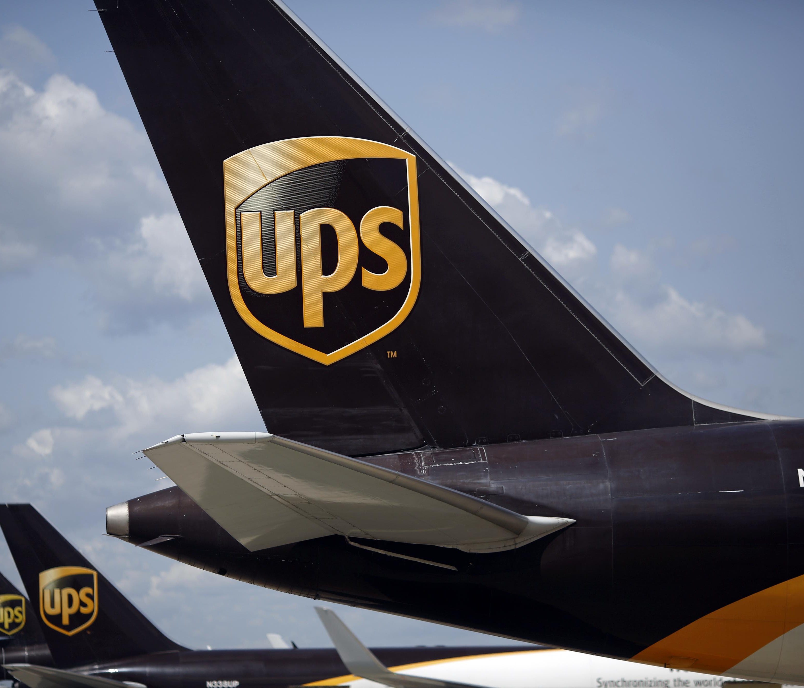 UPS pilots vote to back strike, if needed | wtsp.com