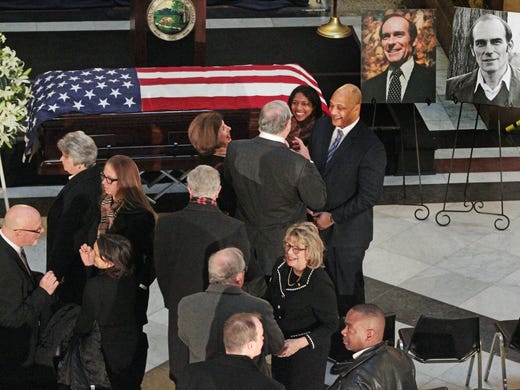 Hoosiers eulogize Indiana's former US Rep. Andy Jacobs