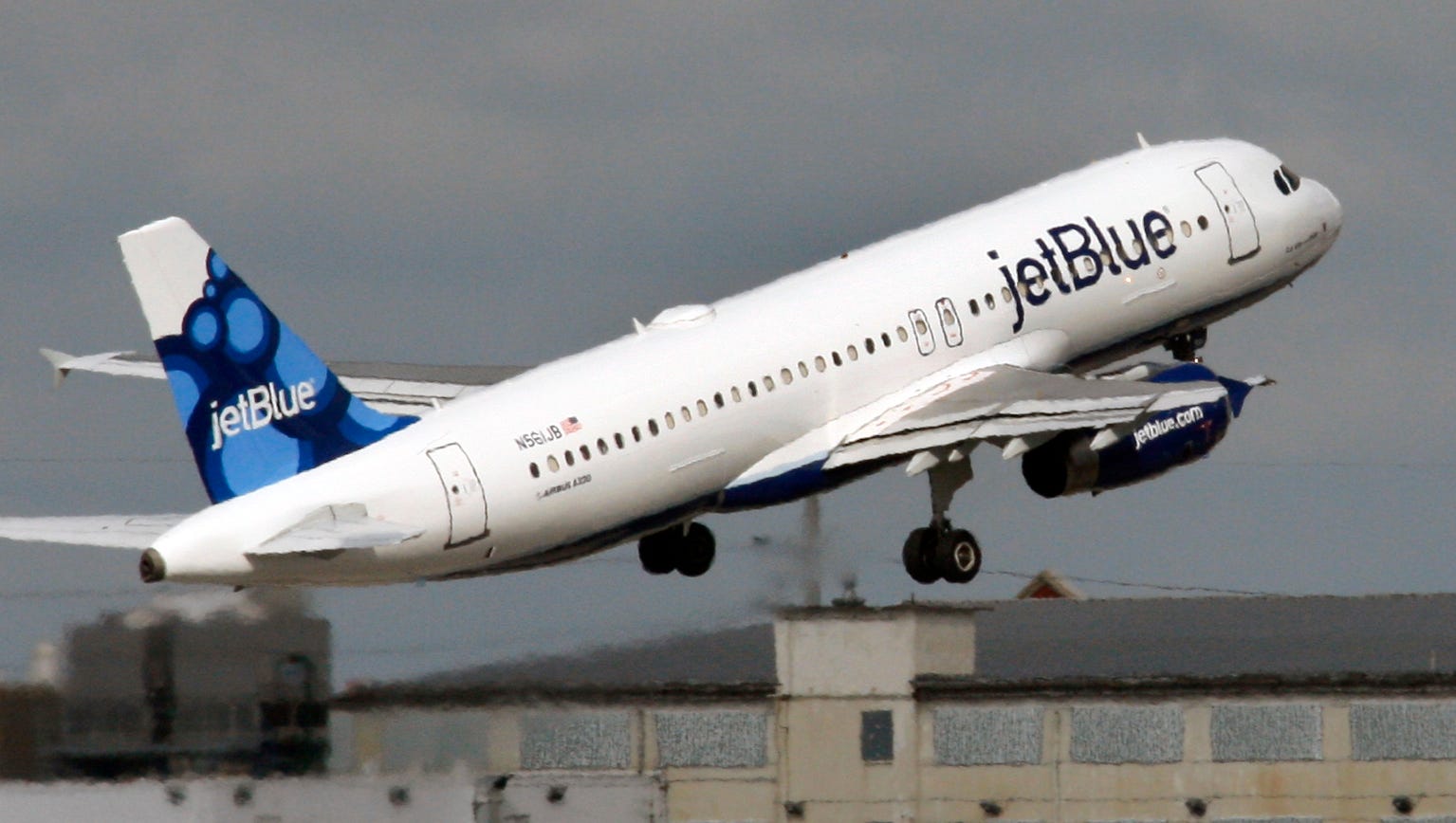 JetBlue pilots vote to unionize