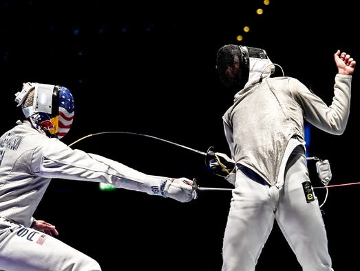 Mississippi State upsets UConn, advances to women's title game