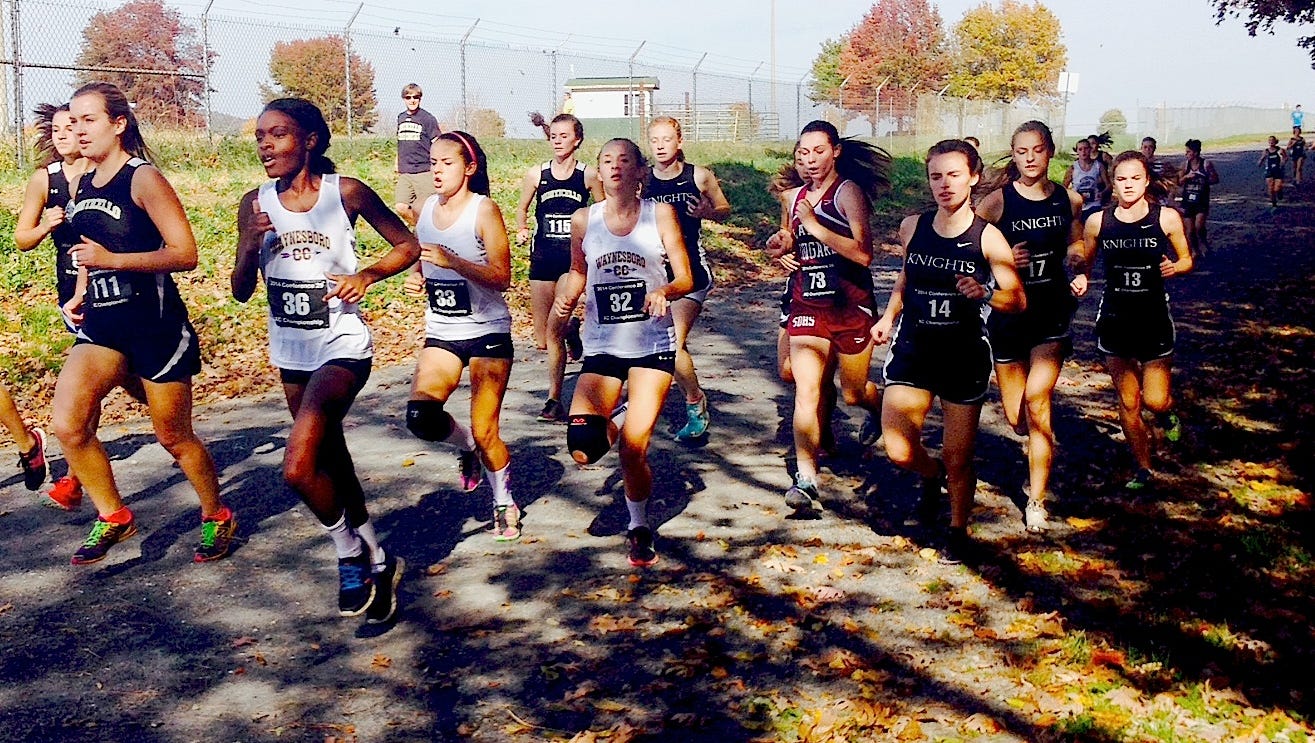 Three runners move on to 3A region race
