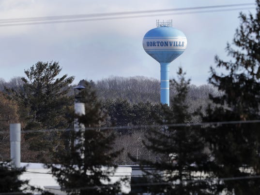 Hortonville looks to leave controversy behind