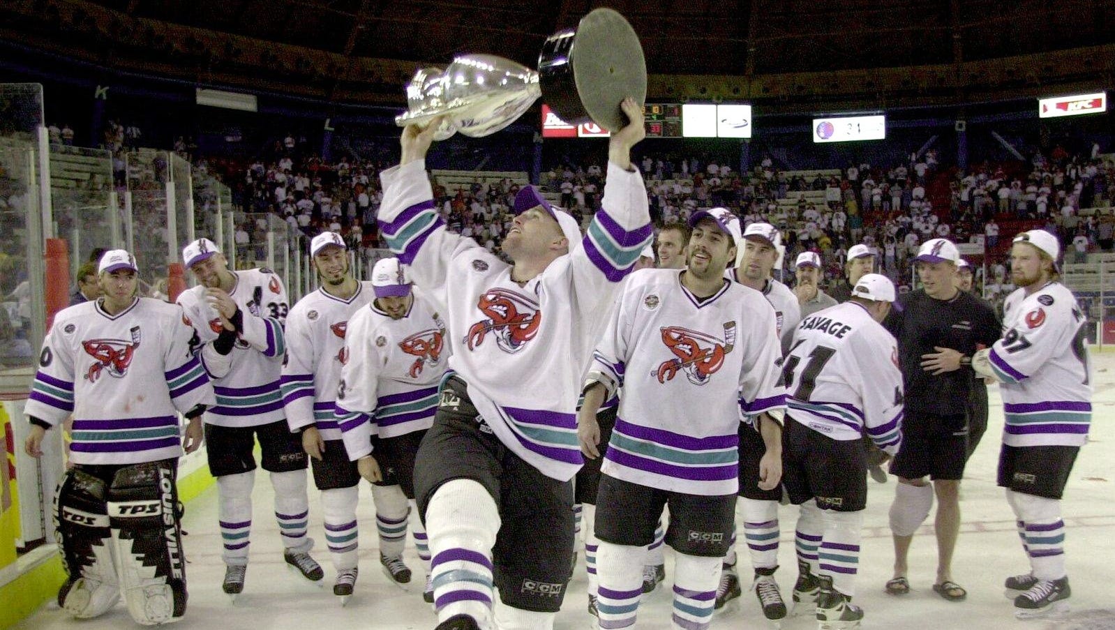 Perfect 10: Mudbugs to retire Wildfong jersey Friday