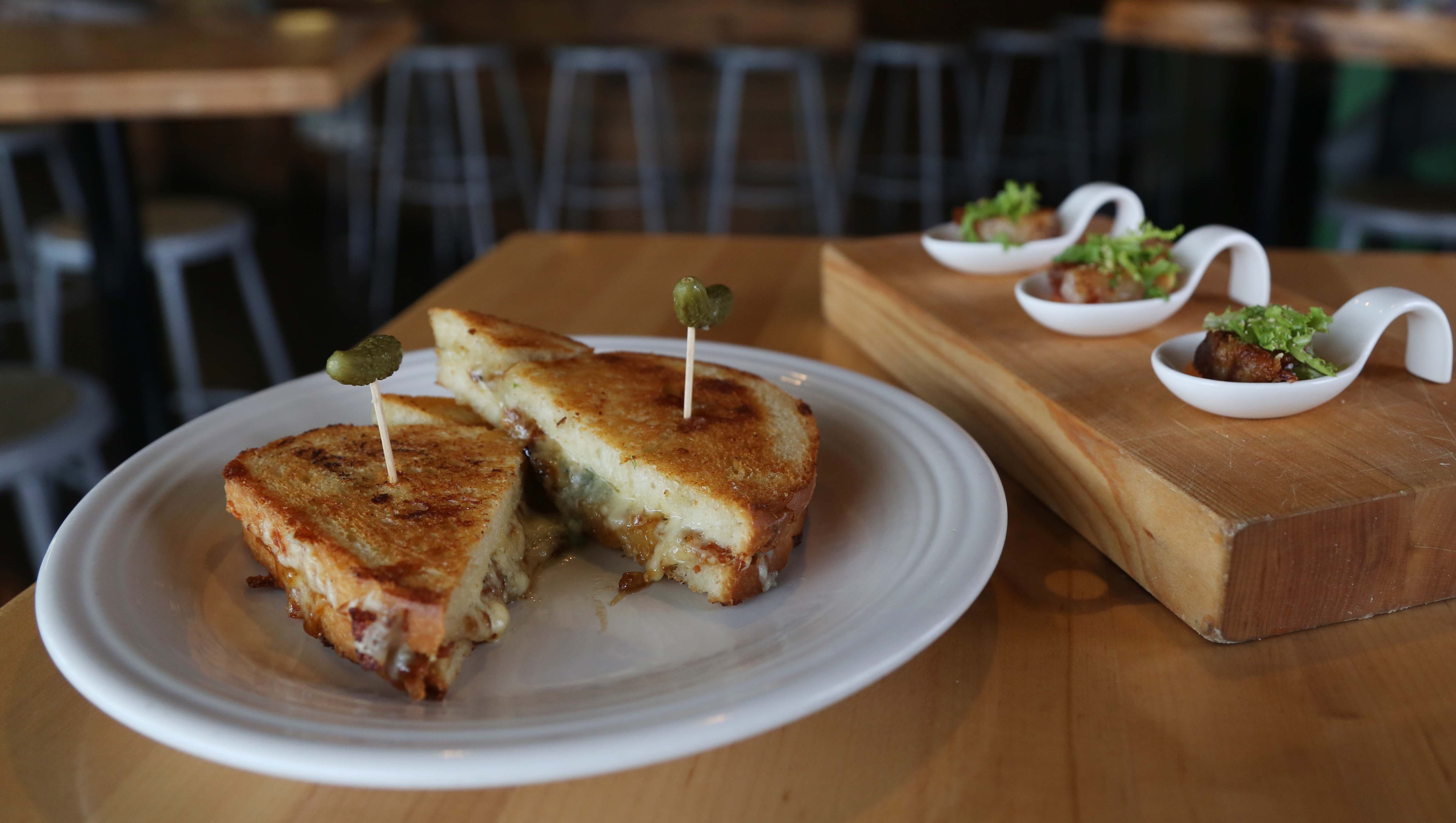 Things are getting cheesier for Ingersoll Avenue