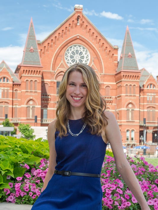 Writer's Digest editor pens Cincy-set novel