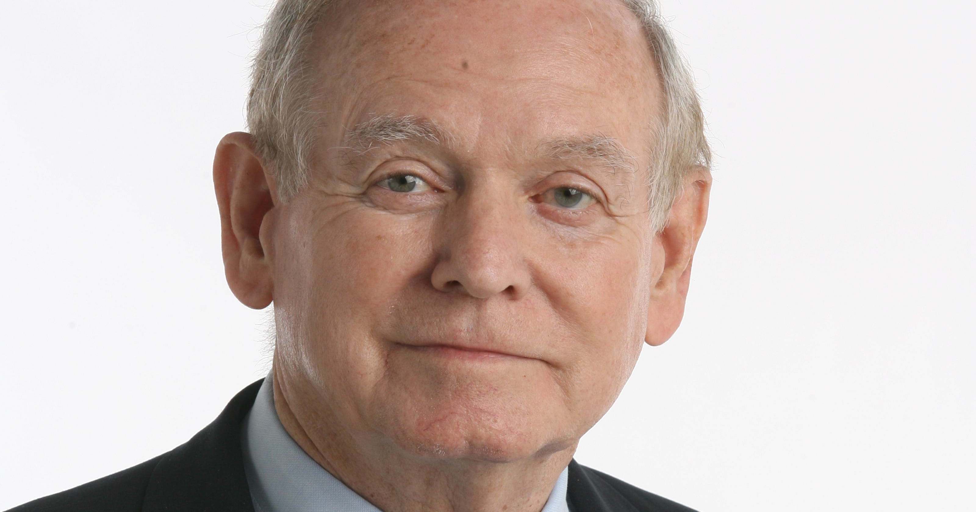 Robert Ray, beloved 5-term Iowa governor, dies at 89