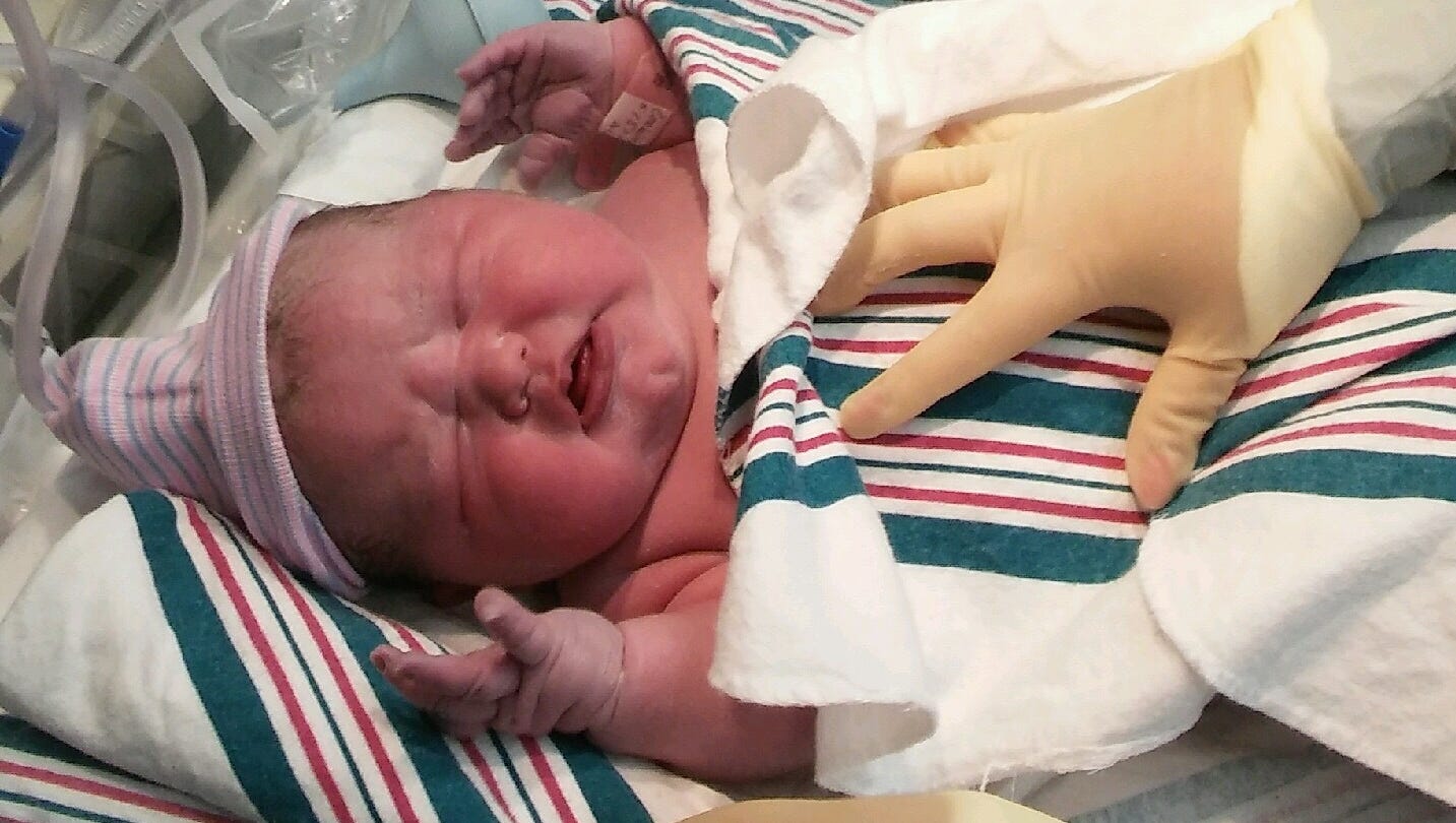 Florida Woman Gives Birth To 13 Pound 5 Ounce Baby florida-woman-gives-birth-to-13-pound-5-ounce-baby