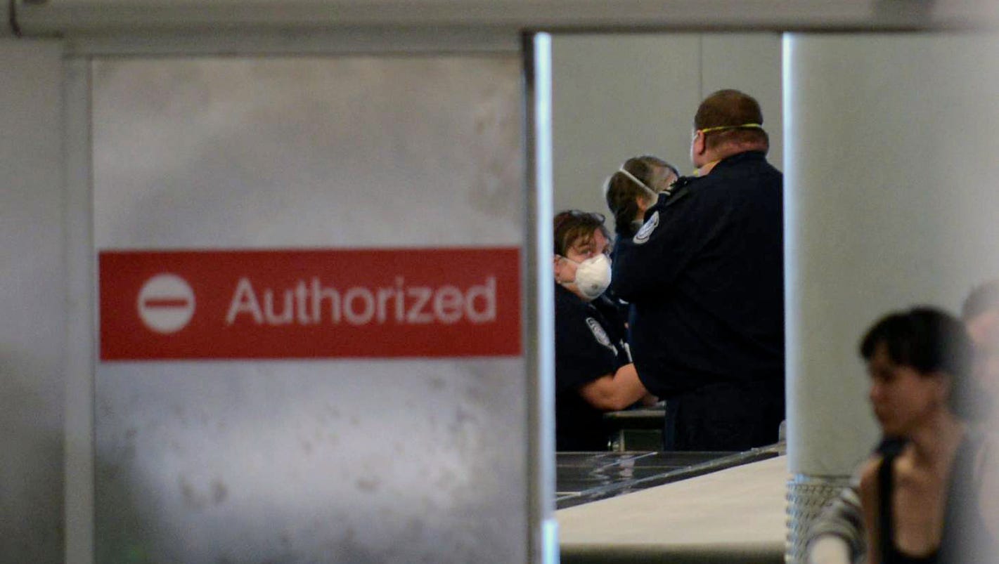 Ebola-free nurse blasts treatment she received at airport