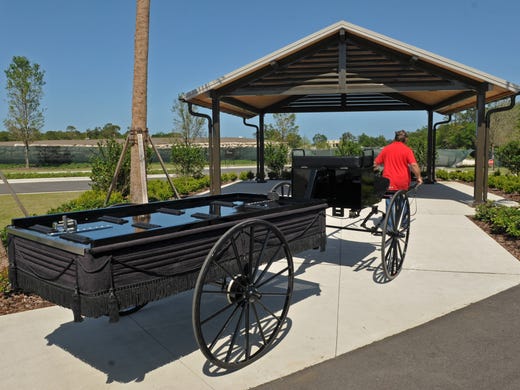 Scottsmoor ranch to provide horses, caissons for military funerals