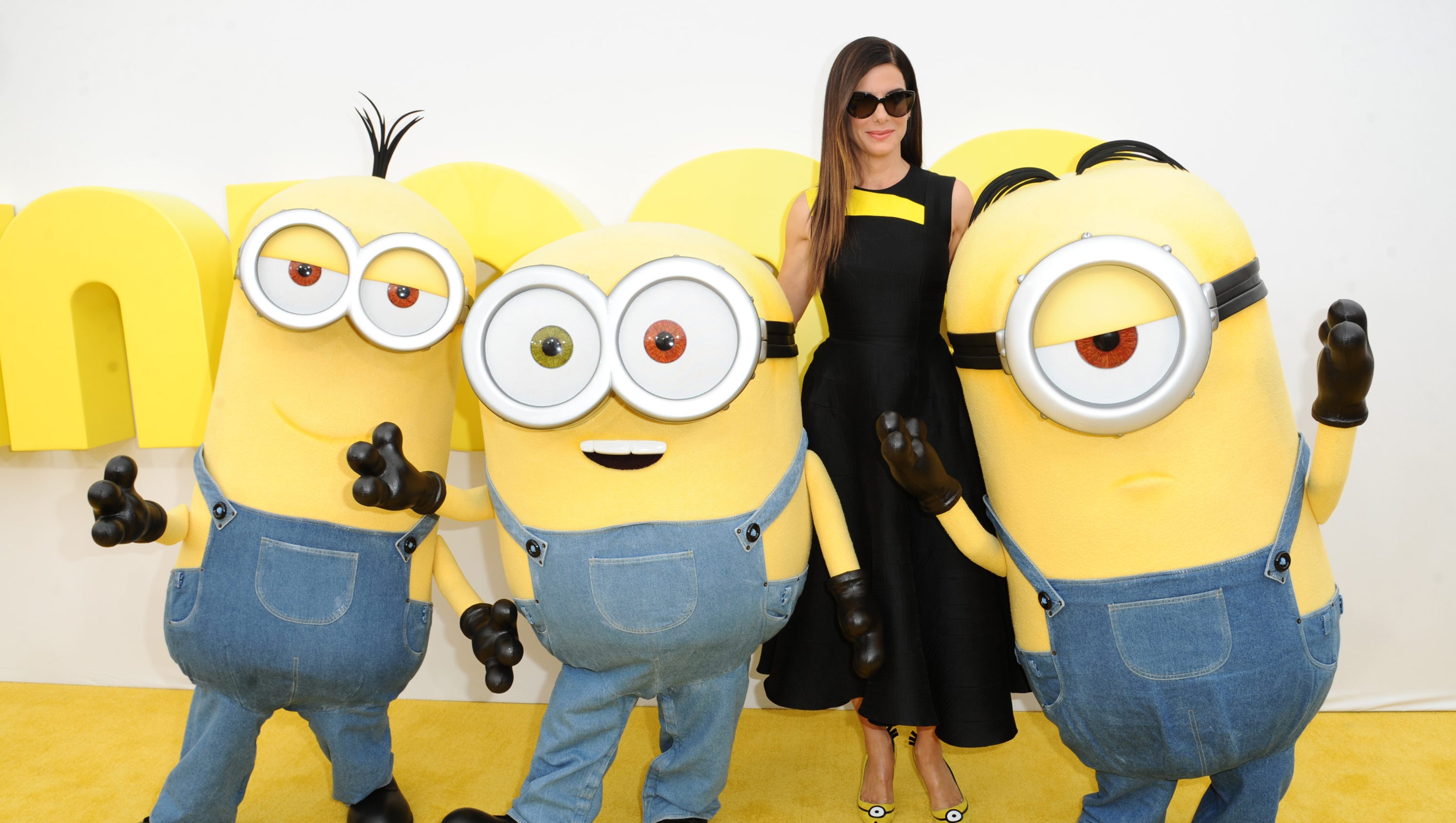 ap_la_premiere_of__minions__-_red_carpet_74121598.jpg?width=2998&height ...