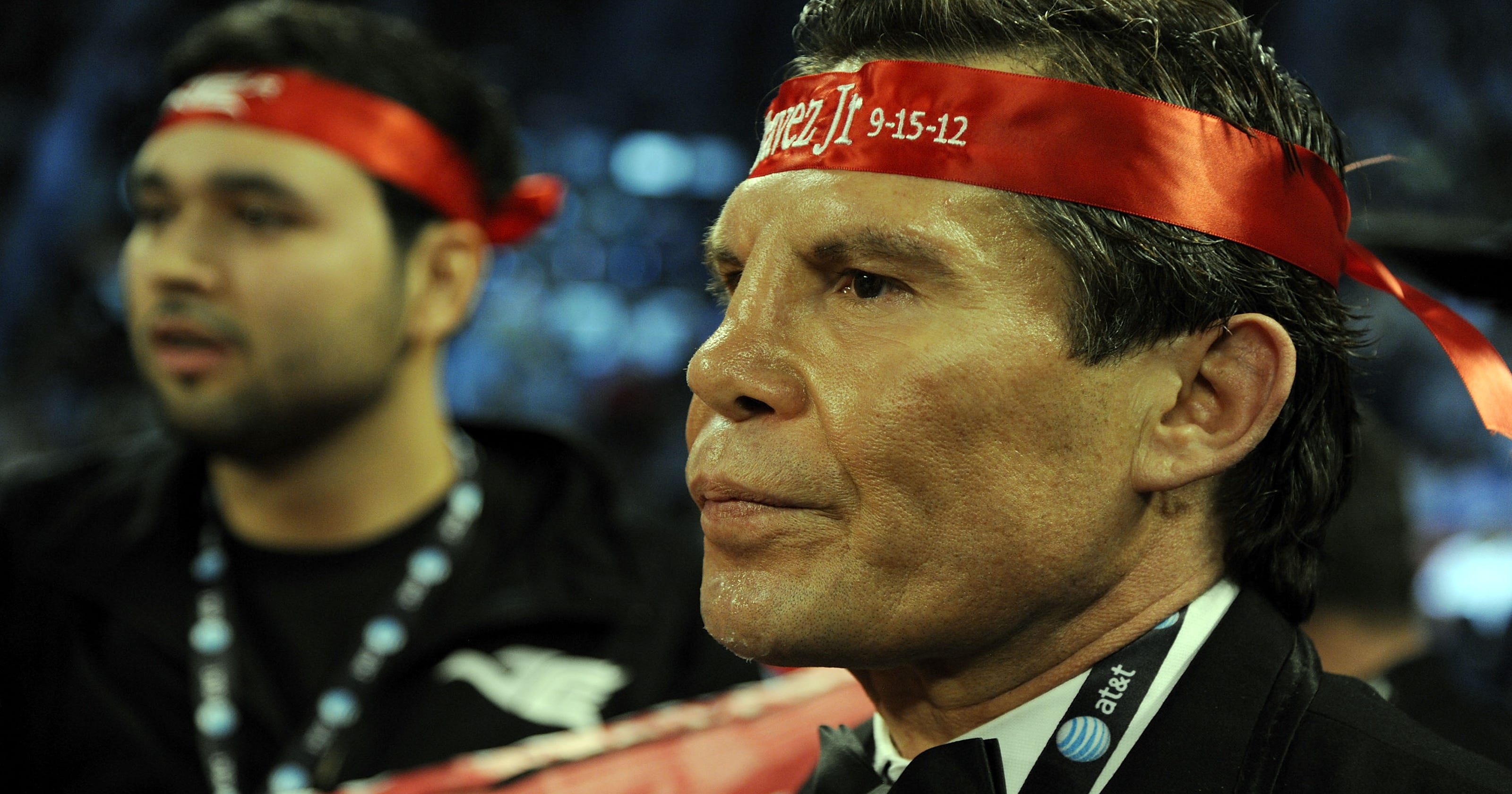 Julio Cesar Chavez Sr. will greet boxing fans in Indio
