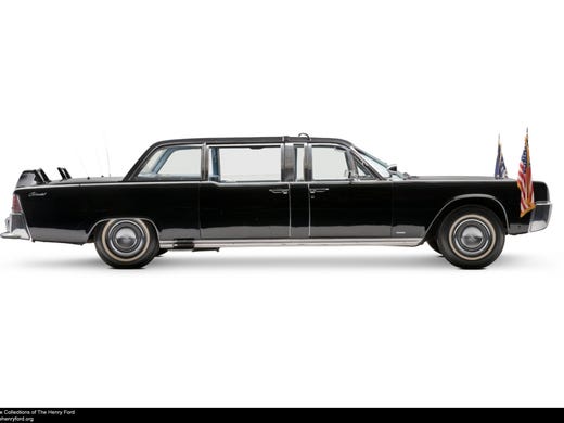 Big crowds turn out to see JFK Lincoln limo