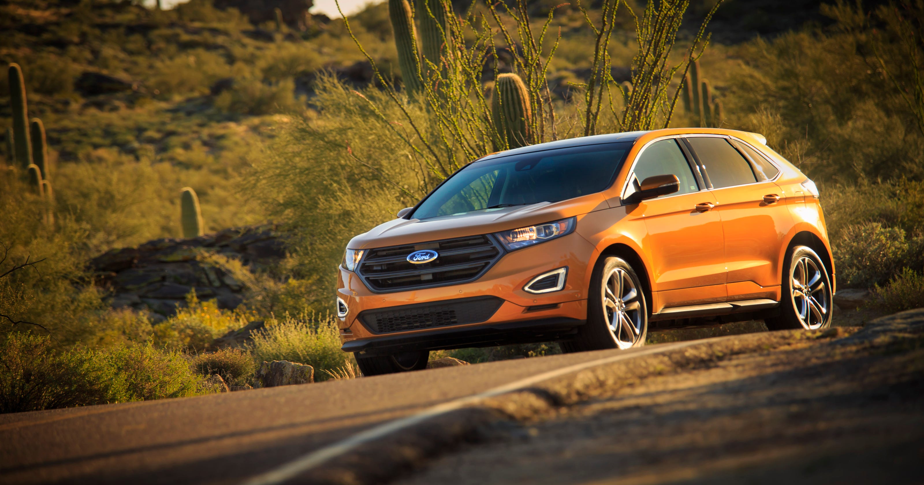 Mark Phelan review: 2015 Ford Edge Titanium approaches the ranks of ...