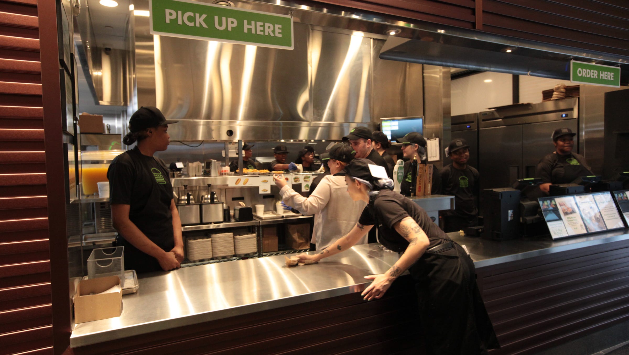 10 things you need to know about Detroit's new Shake Shack