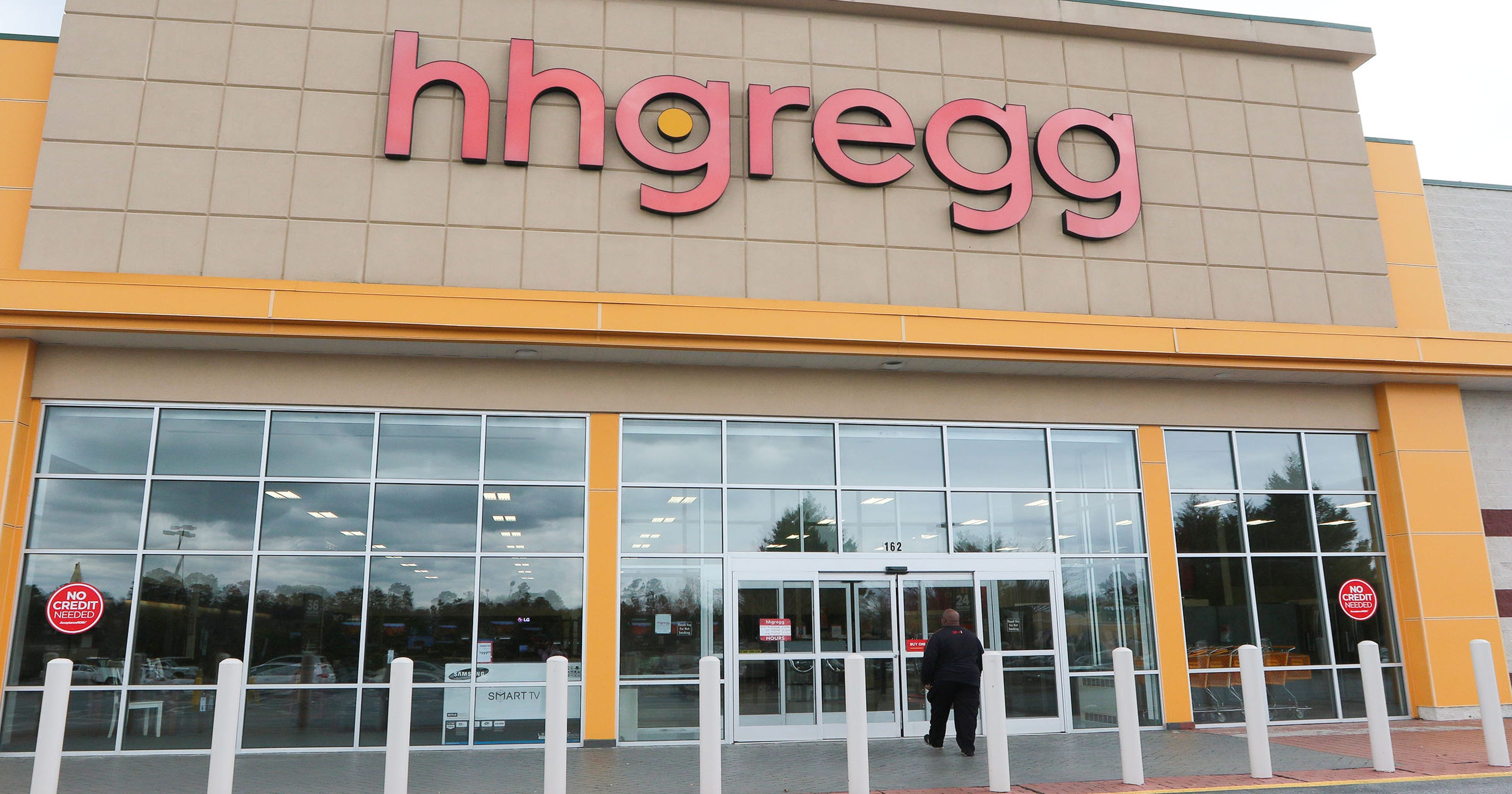 HHGregg closing Asheville store in April