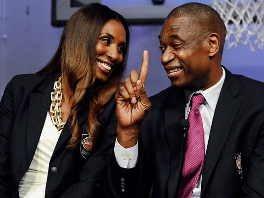 Dikembe Mutombo, from soccer to basketball Hall of Fame