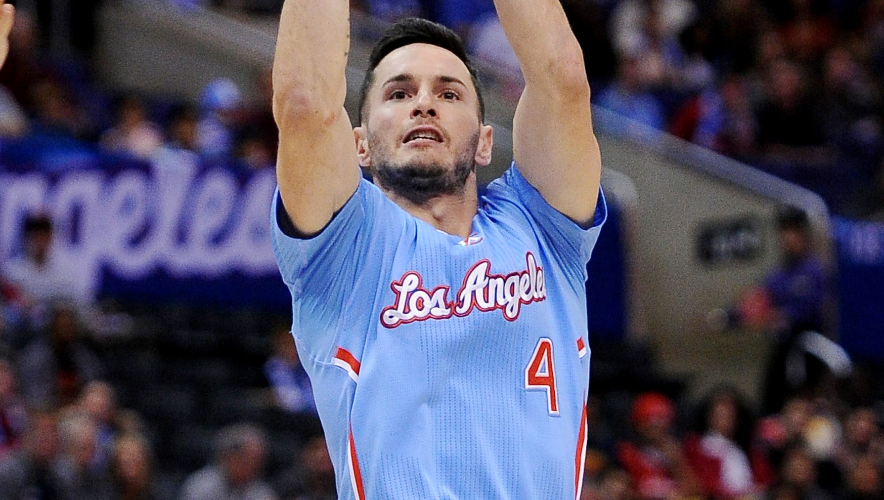 Jared Dudley, J.J. Redick lead Clippers' rout of Bulls