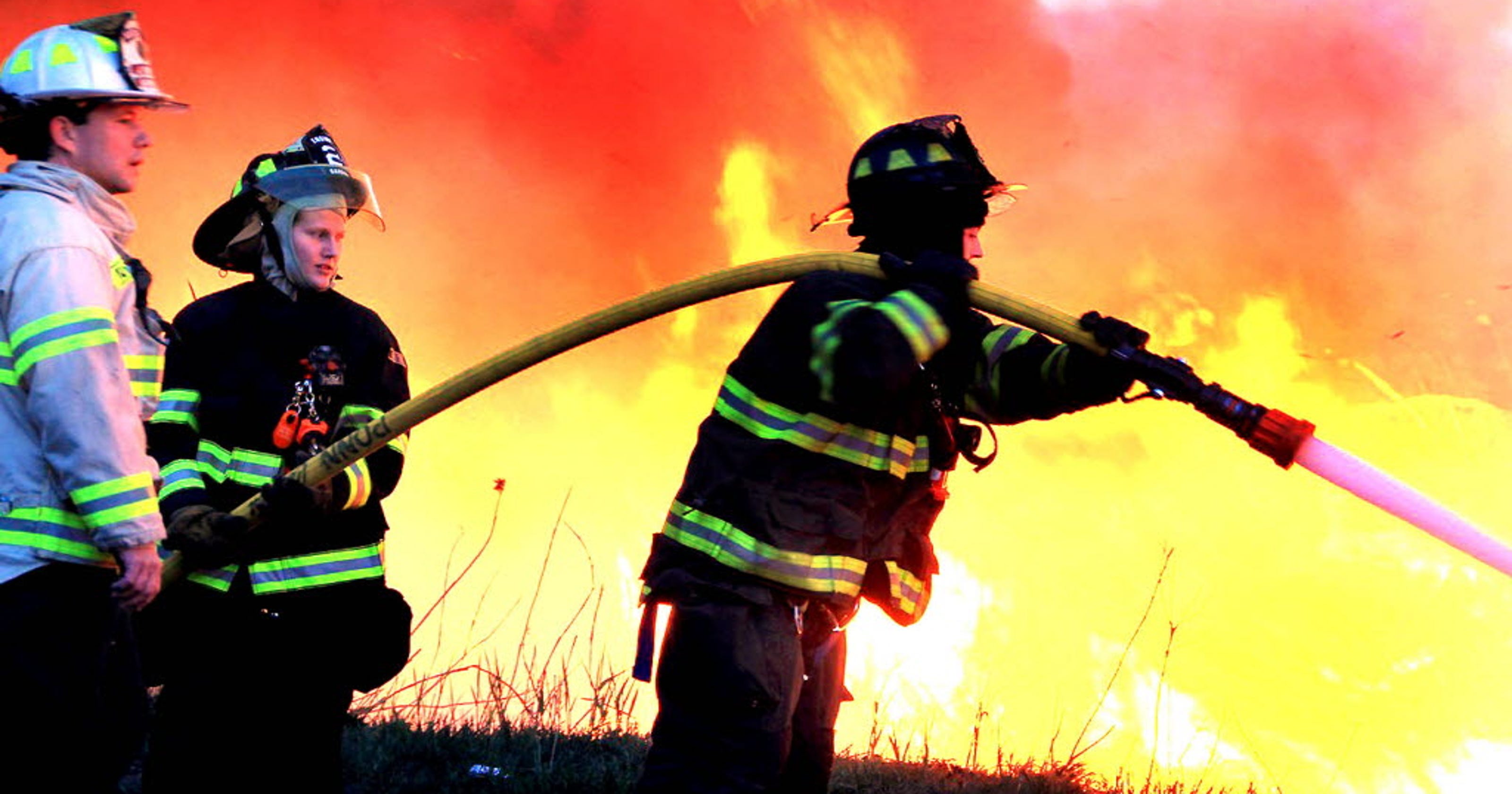 Volunteer firefighters push for online training