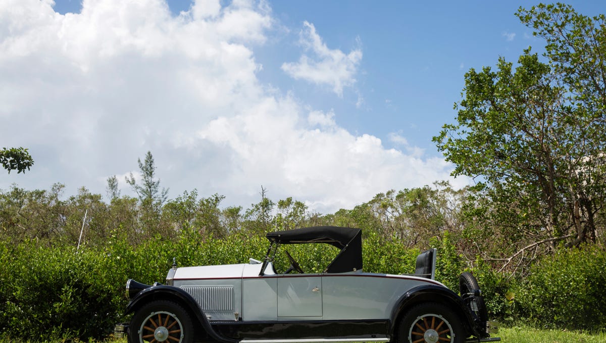 Grand Ride: Pierce-Arrow Roadster