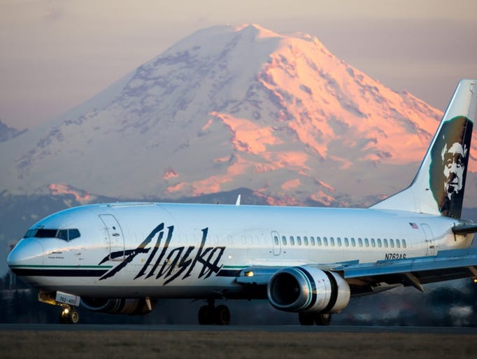A look at Alaska Airlines' unusual Boeing 737-400 "combis"
