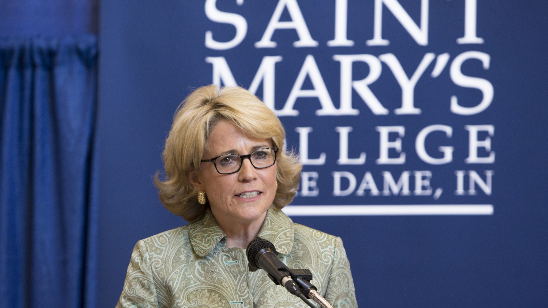 Resignation of Saint Mary's College president remains a mystery