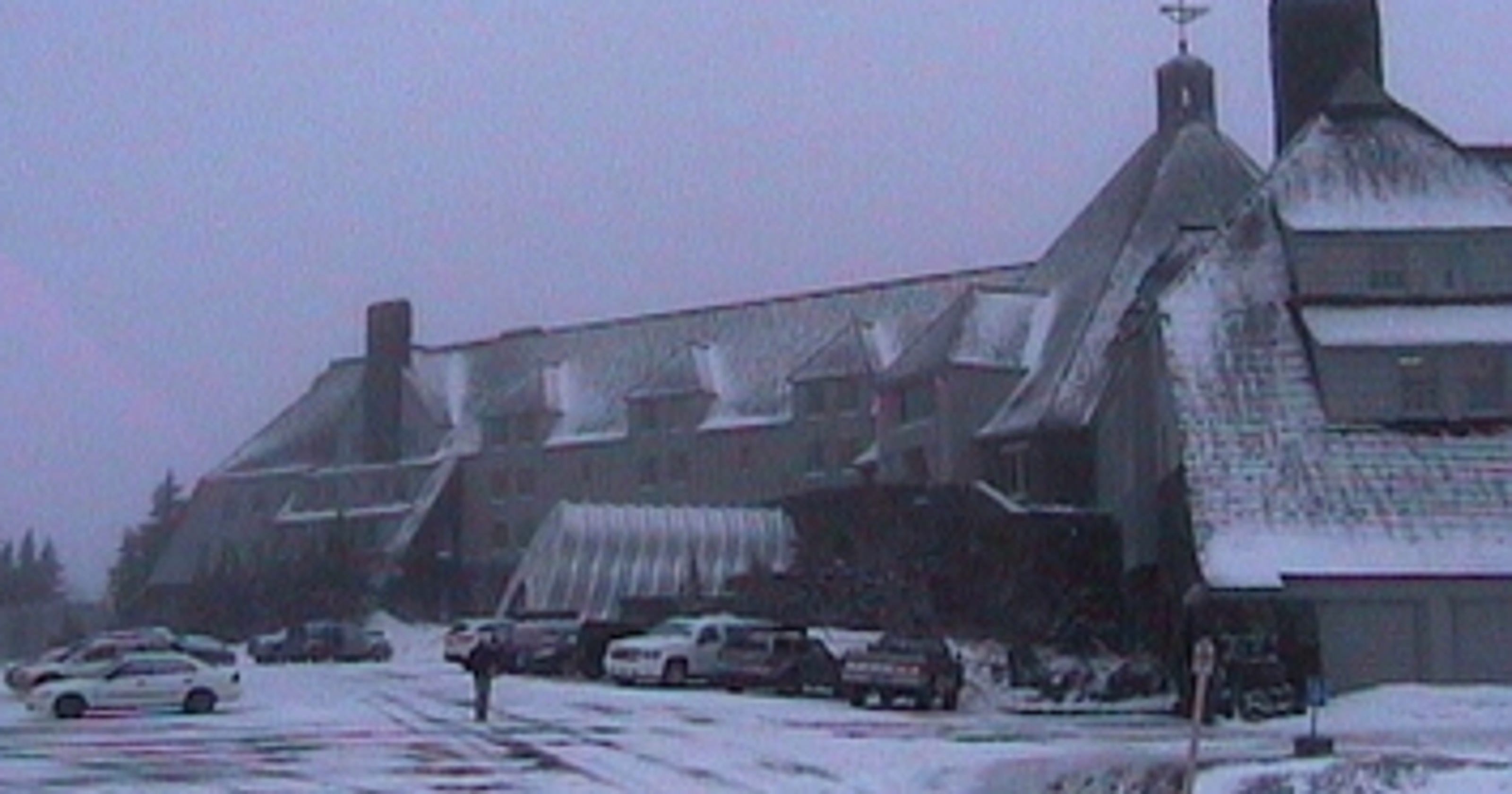 Oregon’s first snow coming to mountain passes as cold front rolls in