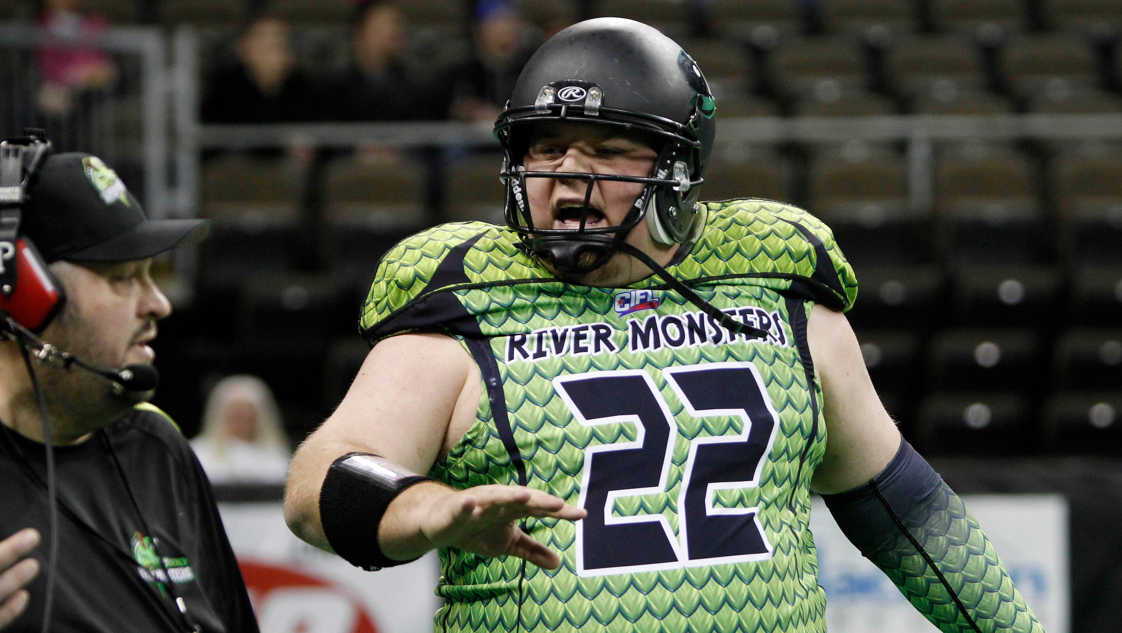 'Hefty Lefty' Lorenzen approves of Winston's weight