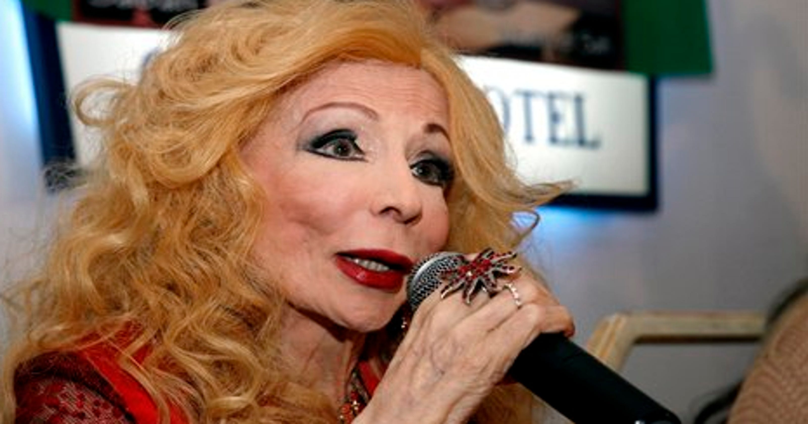 Brazen, beloved Lebanese singer Sabah dies at 87