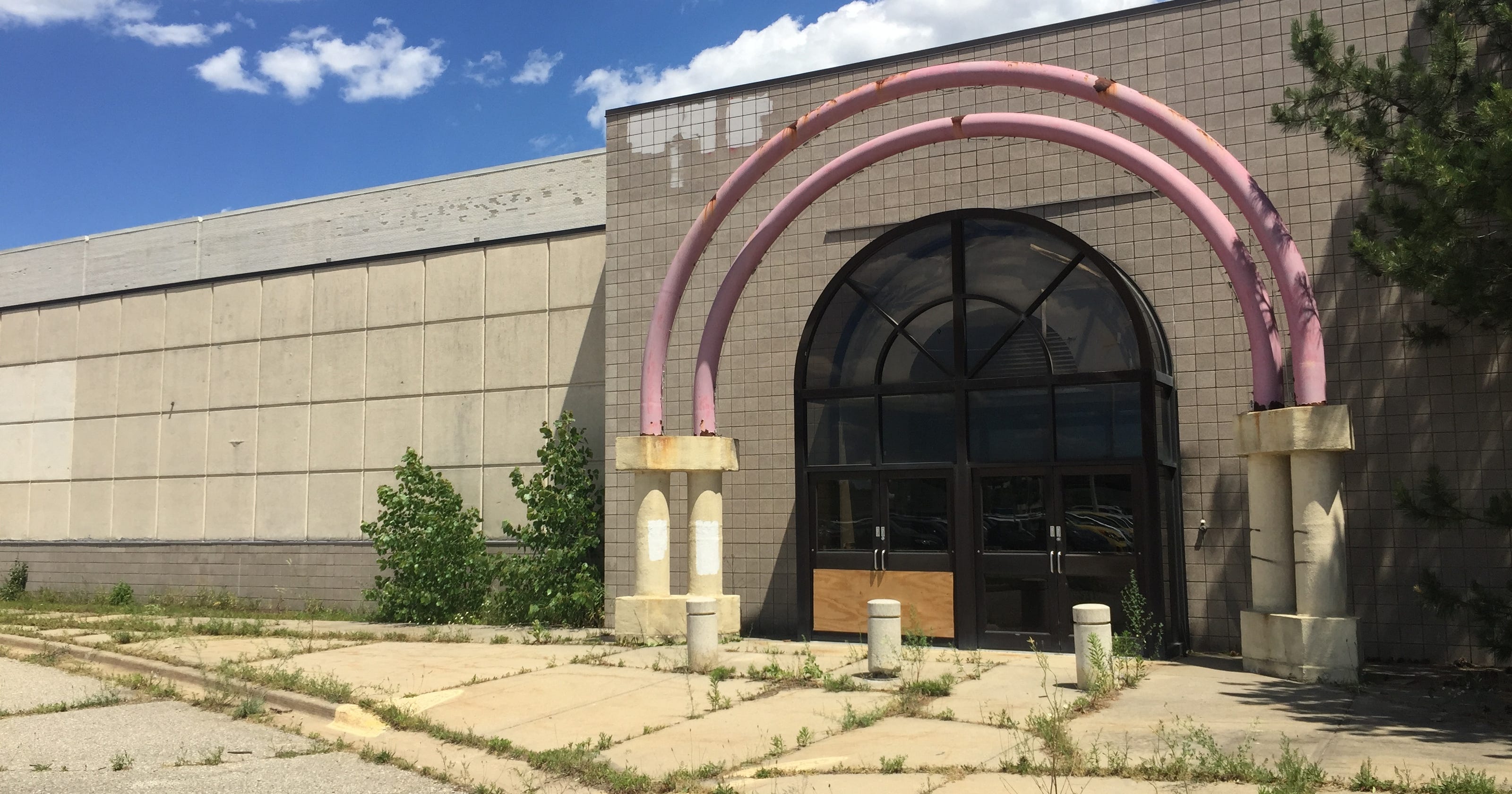 Summit Place Mall demolition to start in spring in Waterford