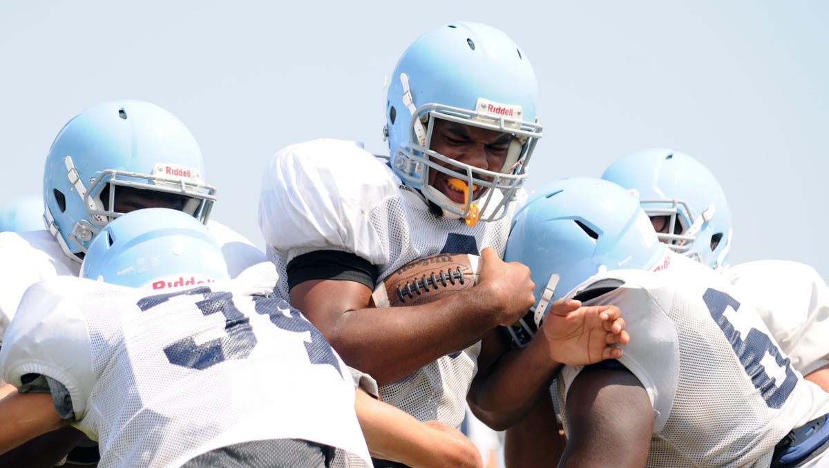 Gallery: Delaware's football teams take shape in preseason