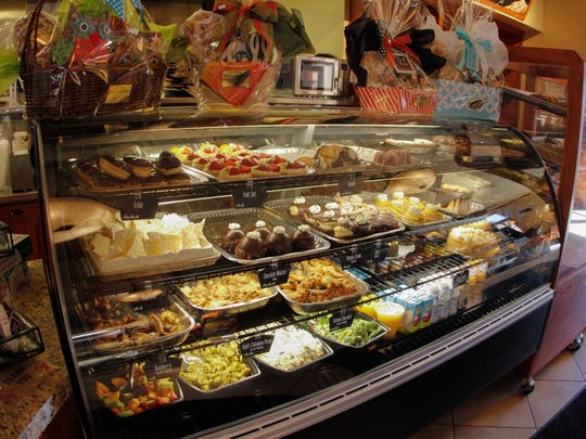 Texas Roadhouse, Kneaders among new businesses to open in Surprise