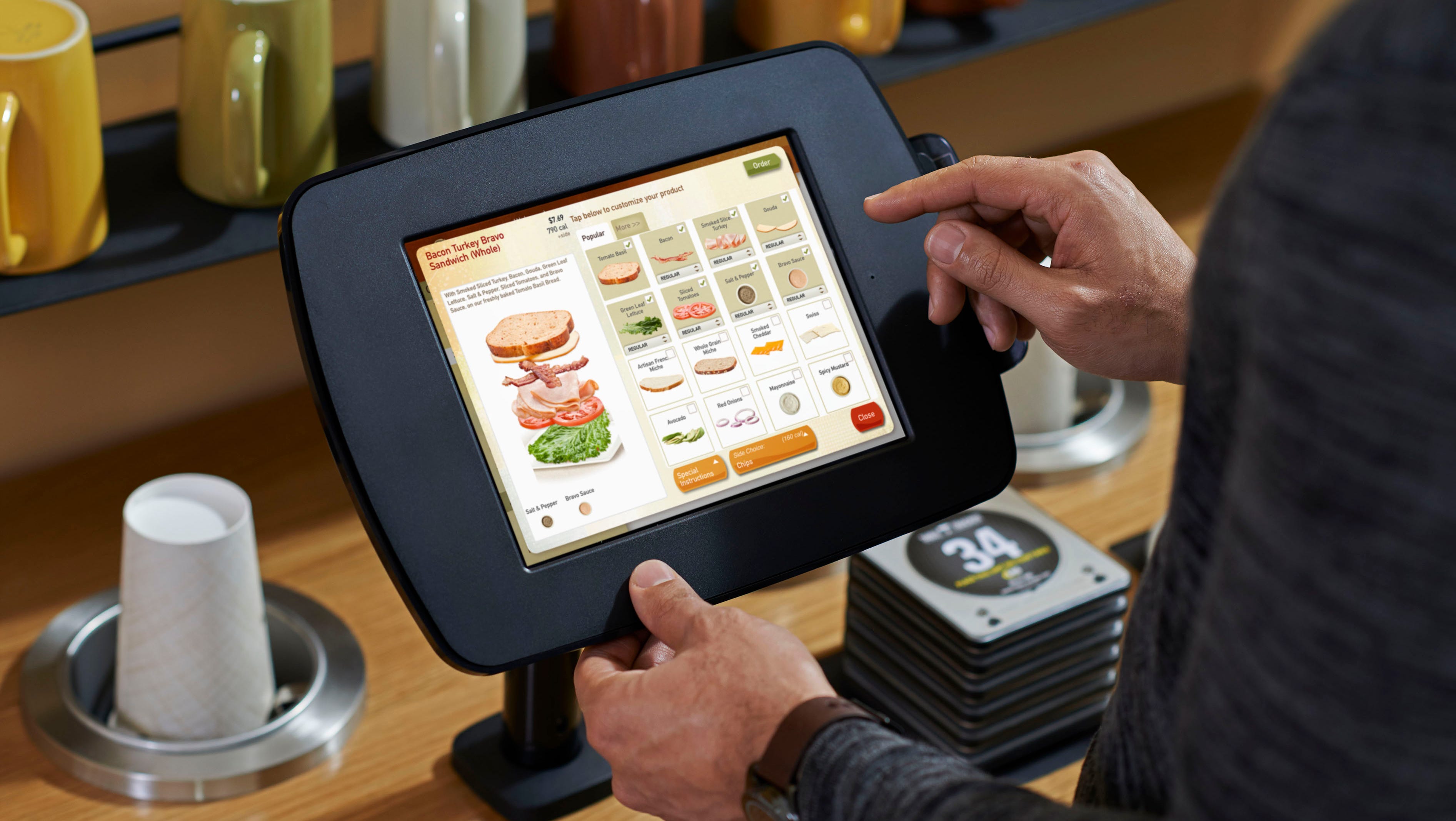 Panera goes to high-tech ordering