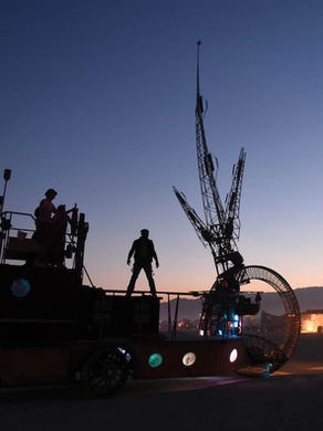 Reno Space Whale sculpture is ready downtown
